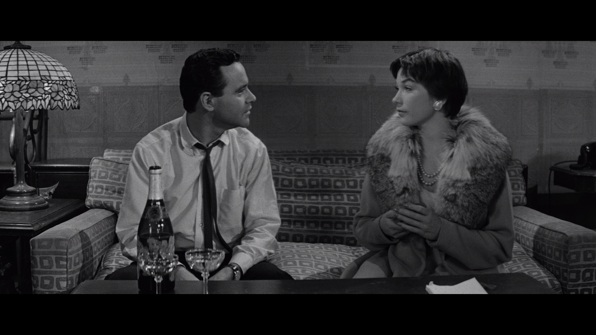 The Apartment Blu-ray Review