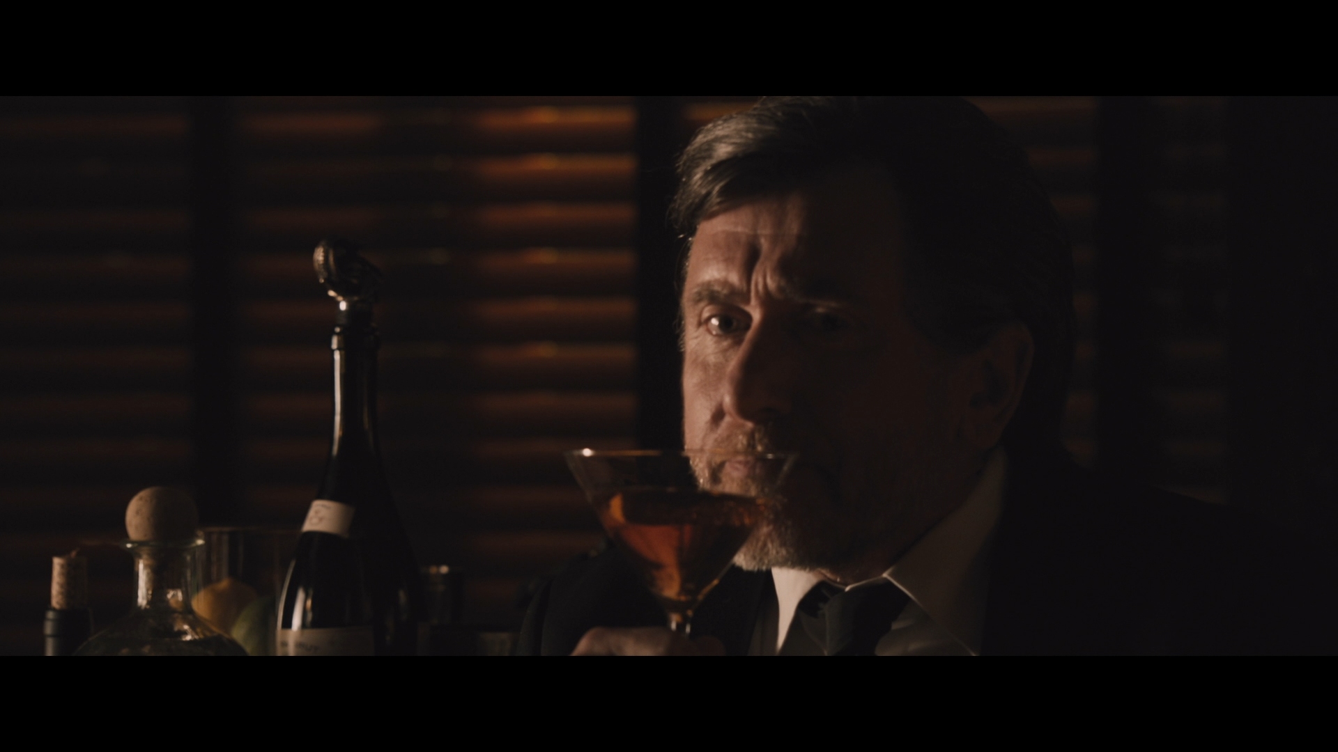 The Con Is On Blu-ray Review