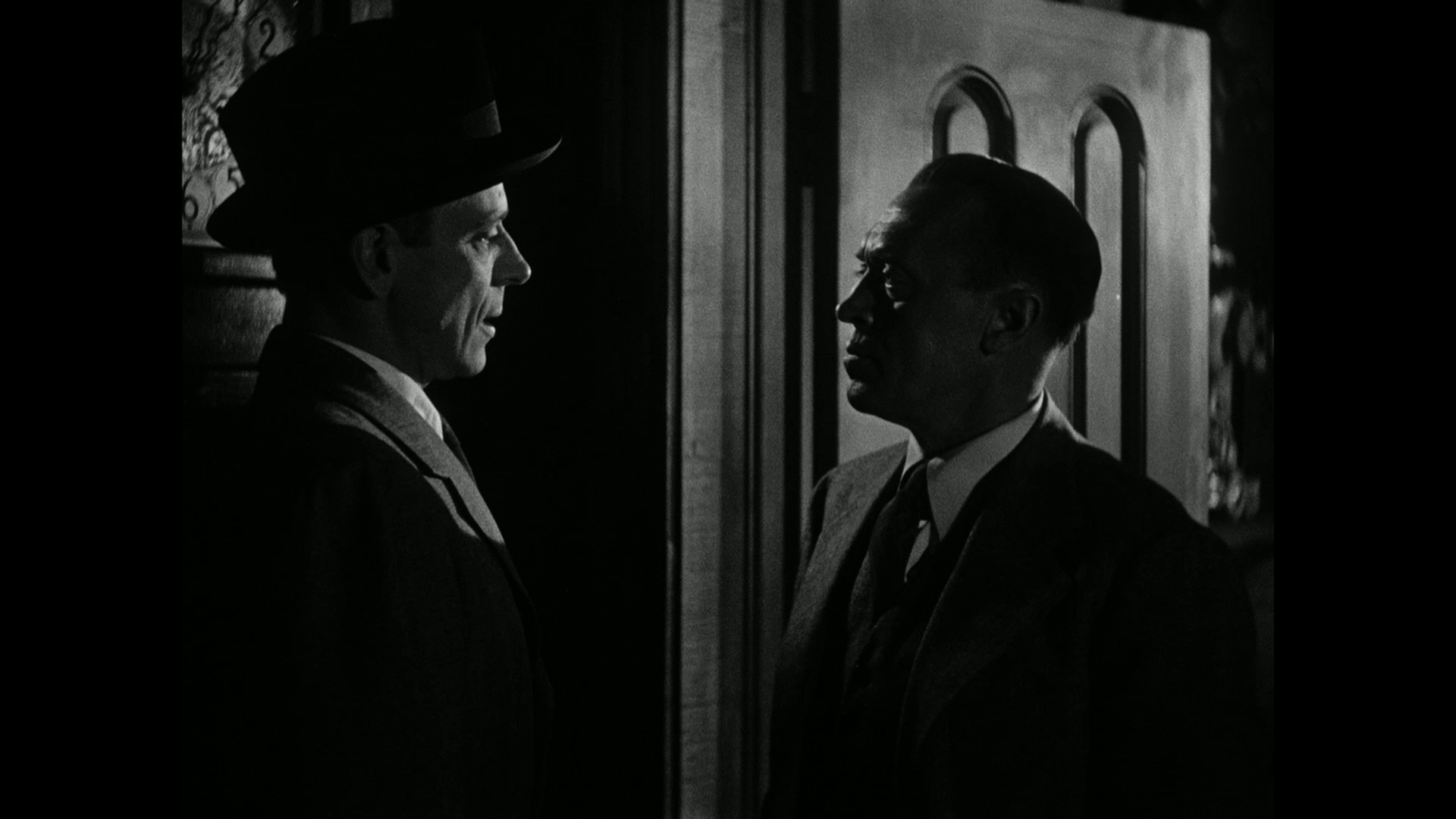 Escape in the Fog Blu-ray Review
