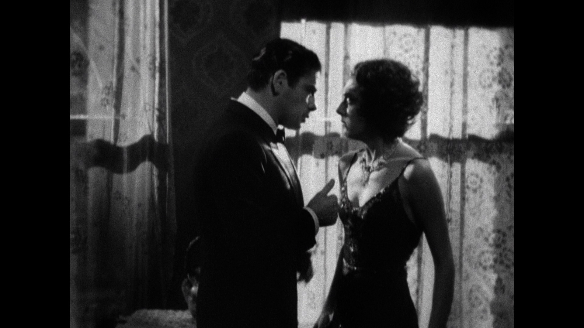 Scarface (1932) Blu-ray Review with HD Screenshots