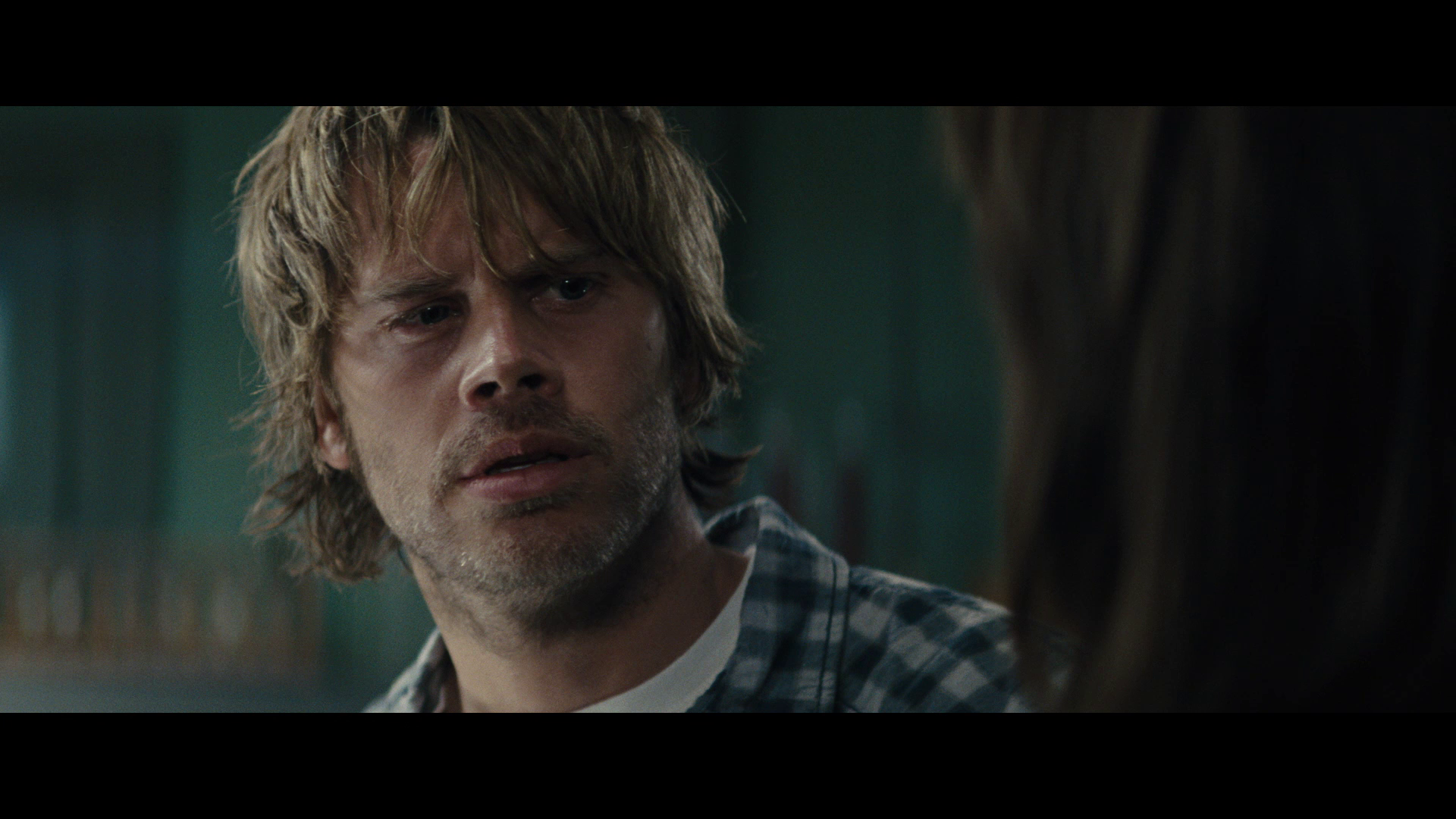 The Thing (2011, Mill Creek) Blu-ray Review w/ HD Screenshots