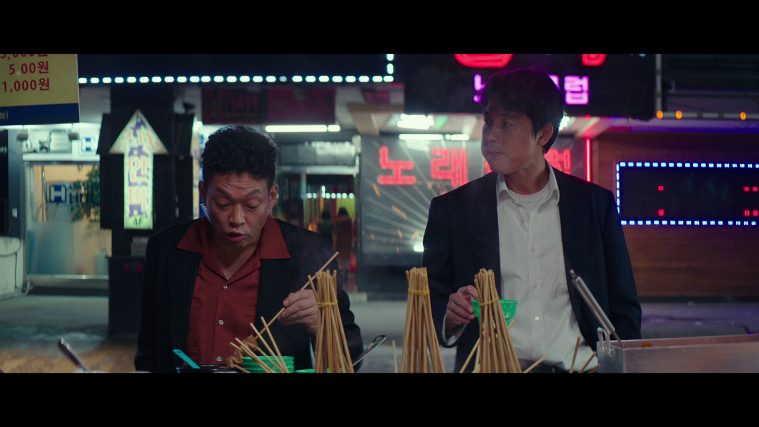 DoBlu.com – 4K UHD & Blu-ray Reviews | Beasts Clawing at Straws Blu-ray ...